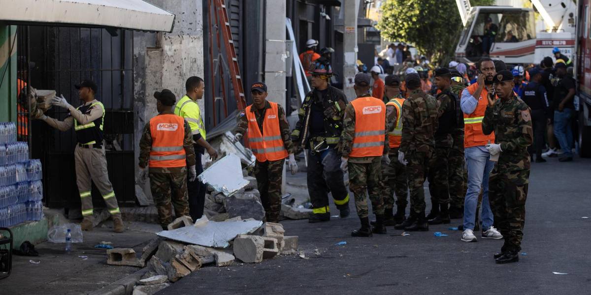 27 fallecidos tras el desplome del techo de una discoteca en República Dominicana