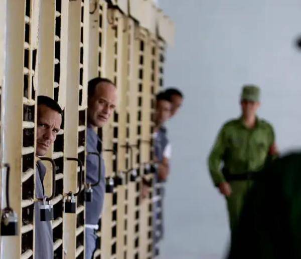 Cuba anuncia la liberación de 553 presos tras la intermediación del Vaticano