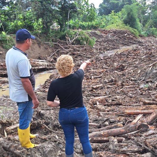 Alrededor De 1 600 Hectáreas Afectadas Por Las Inundaciones En Esmeraldas