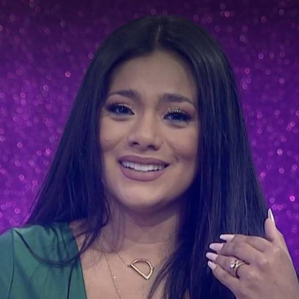 La fabulosa evolución de Dora West