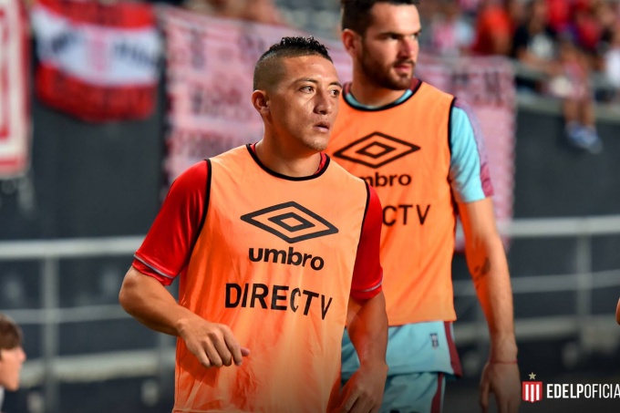 LDUQ firmará a Jacob Murillo