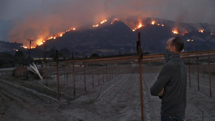 Los Ángeles continua en alerta por los incendios