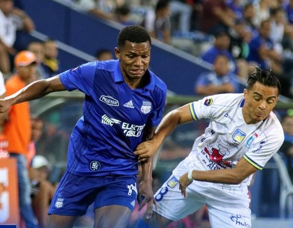 Delfín sorprende a Emelec en el Capwell