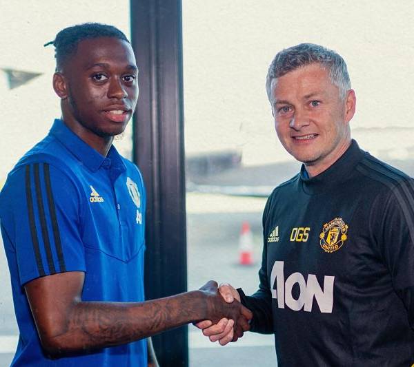 El Manchester United ficha al lateral Aaron Wan-Bissaka