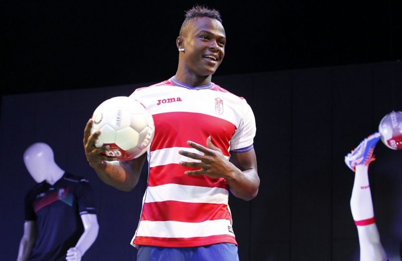 José Angulo jugará en Independiente del Valle tras cumplir su sanción