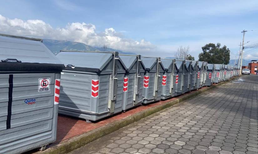 Nuevos contenedores para la basura en el sur de Quito; este es el ...