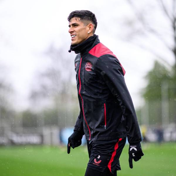 ¿Qué necesita el Bayer Leverkusen de Piero Hincapié para salir campeón de la Bundesliga?