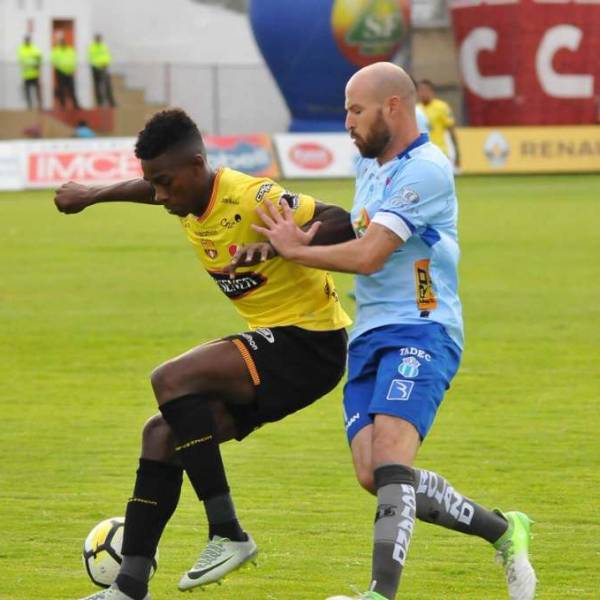 Félix Torres espera fichar por Santos de México